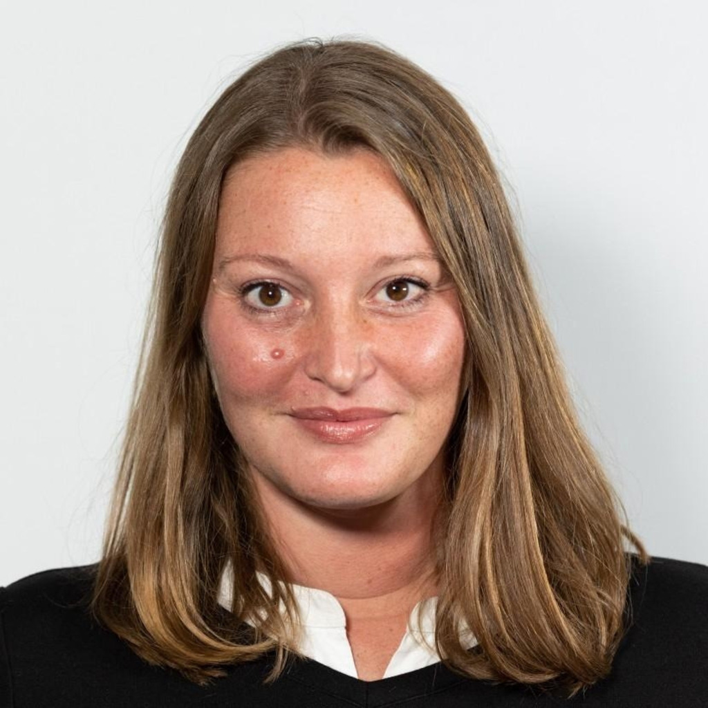 Lisa Belle - Mitglied der Chefredaktion - Pforzheimer Zeitung - J ...