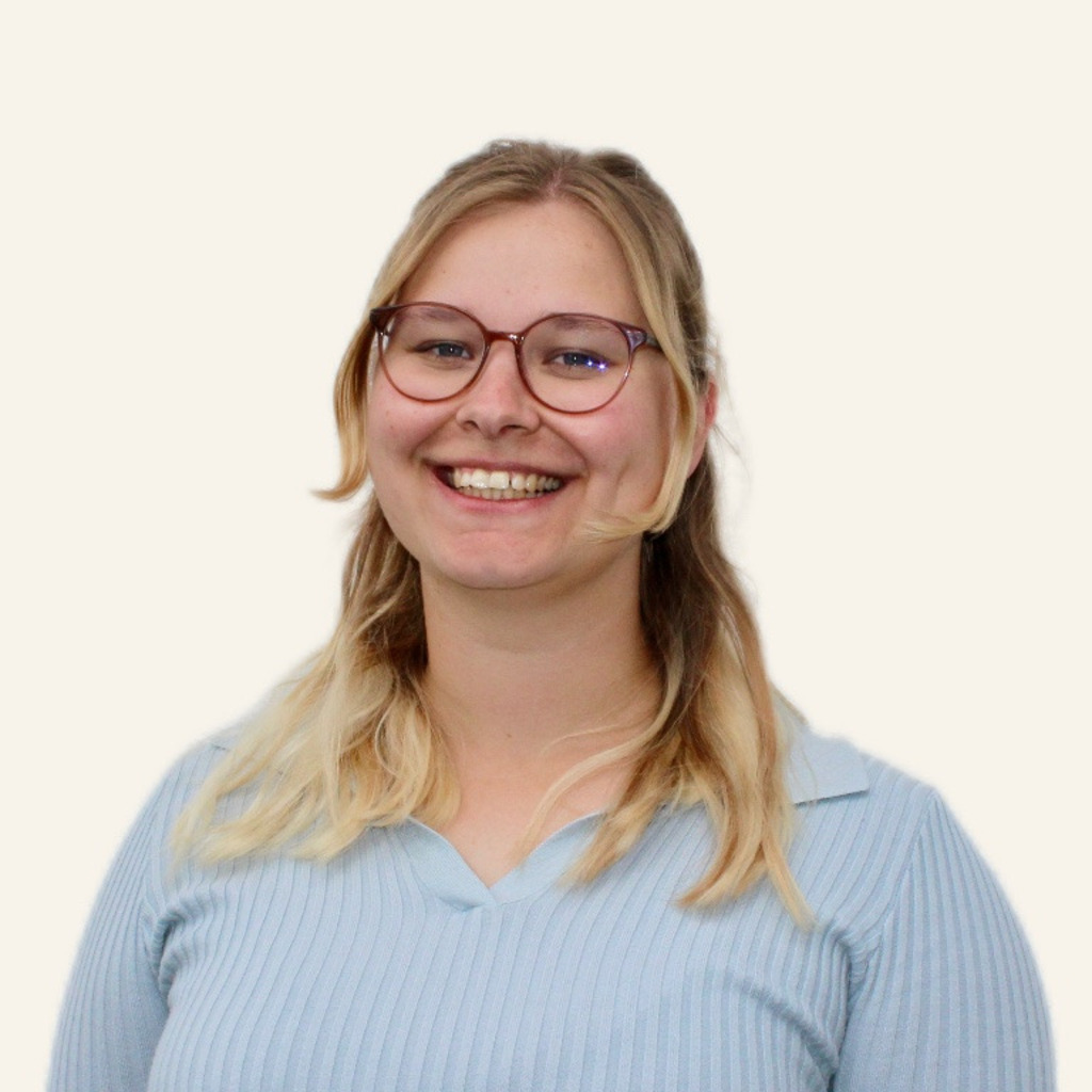 Jessica Farr - Azubi- und Hochschulmarketing - Landeskrankenhaus ...