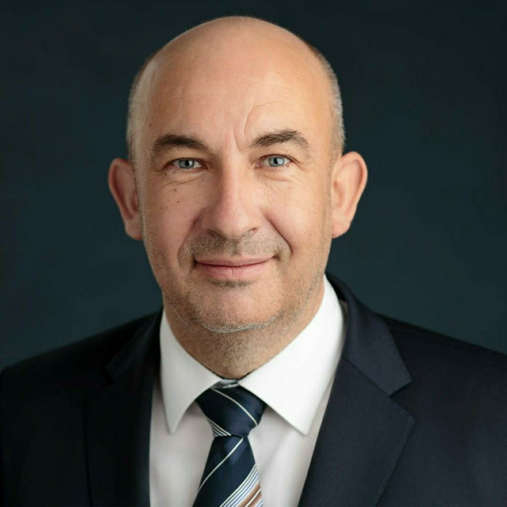 Marco Lippert - Entwicklungsingenieur - Daimler AG / Mercedes-Benz AG ...