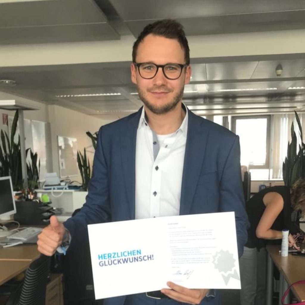 Florian Hepp - Abteilungsleiter Finance & Procurement Contracting ...