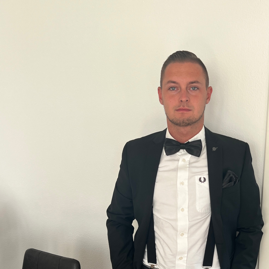 Florian Klose - Einzelhandelskaufmann - Böck | XING