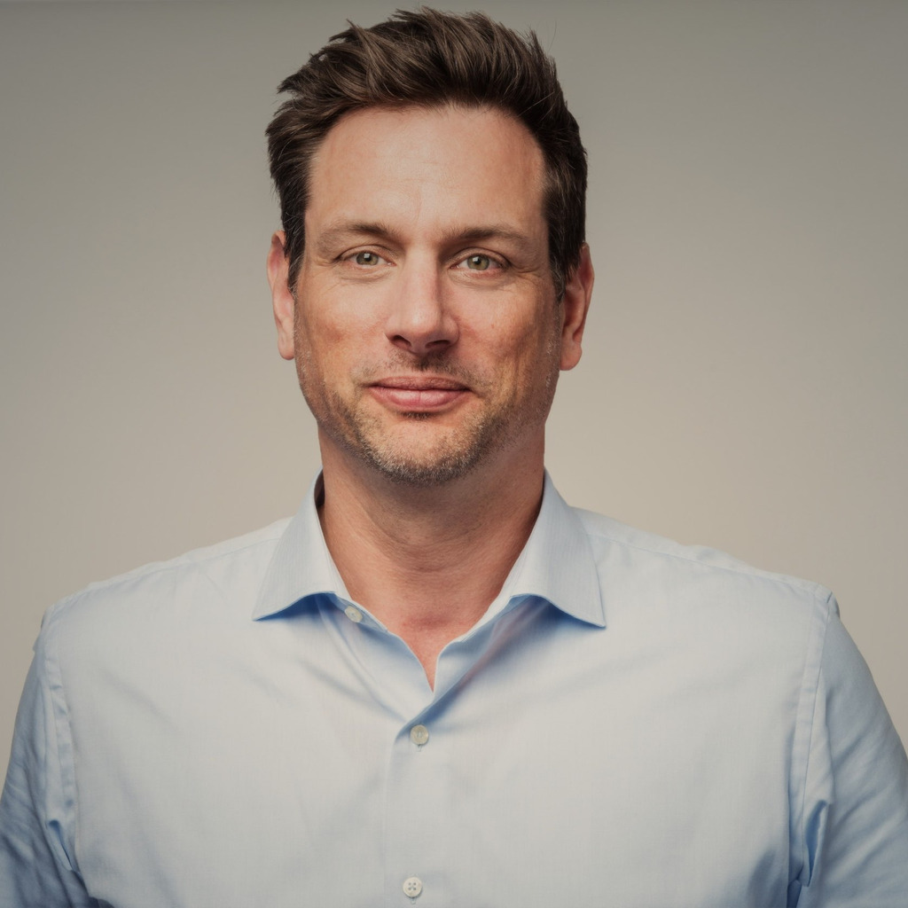 Kai K. Hollensteiner - Global General Counsel & Chief Compliance ...