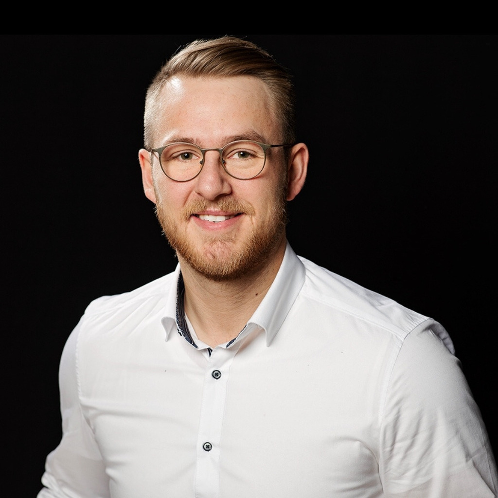 Christoph Becker - Auditor - BENTELER Group (Benteler International AG ...