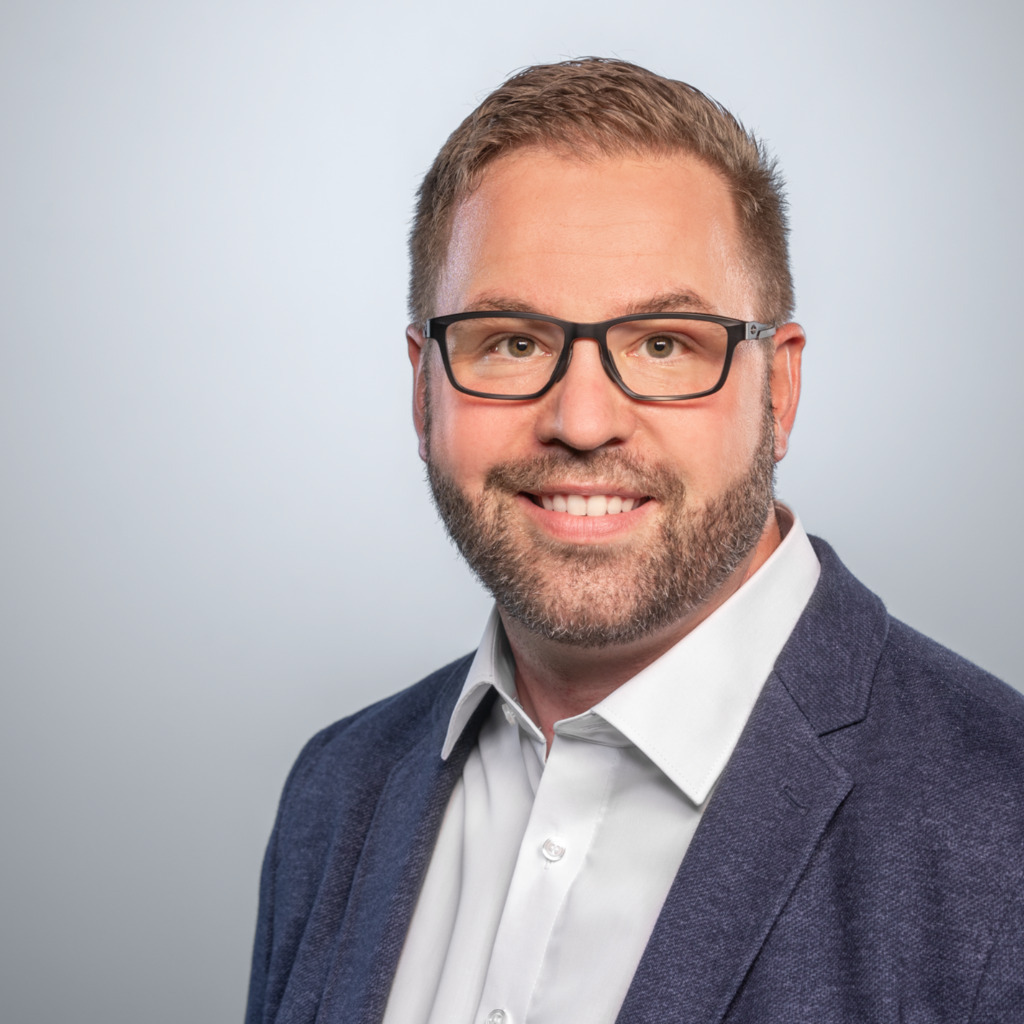 Marc Beckmann - Team Leader Customer Specifc Solutions Outdoor - TRILUX ...