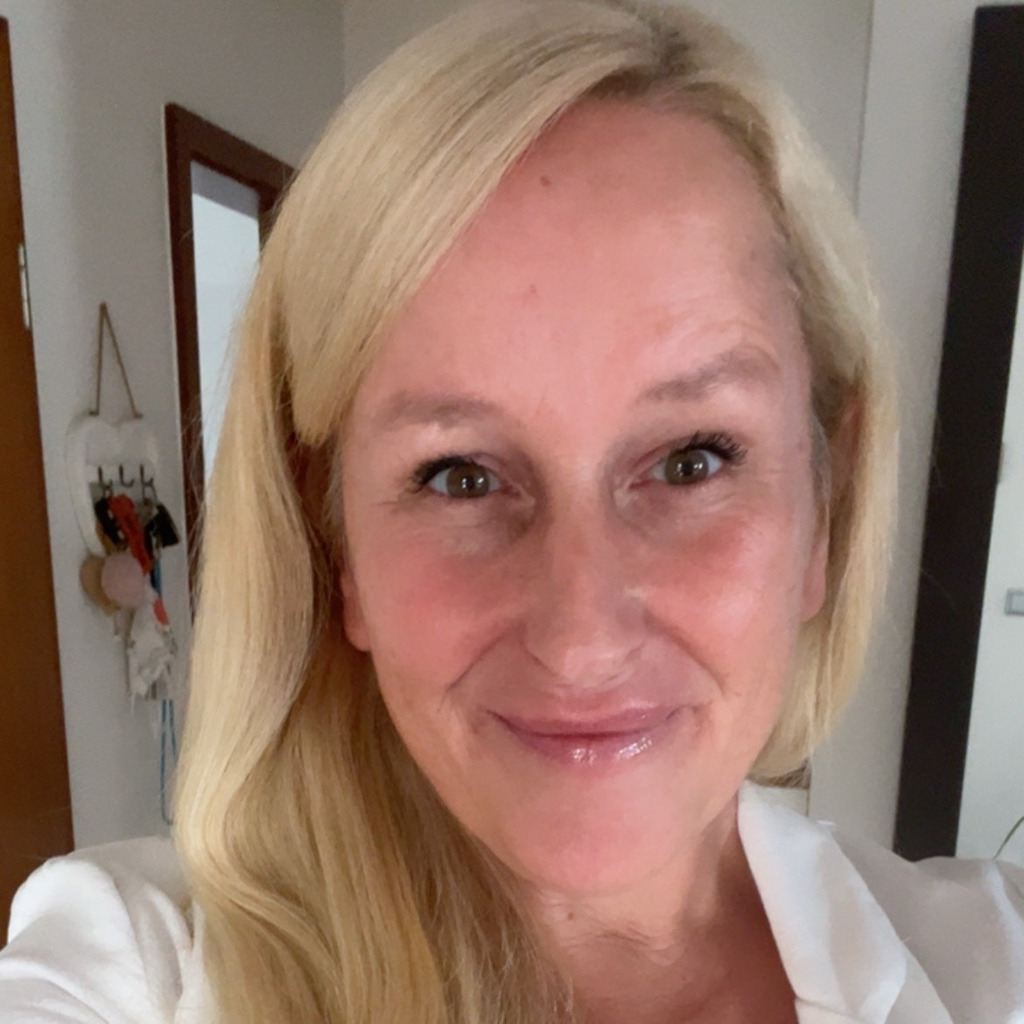 Stephanie Wolf - Verwaltungsangestellte - TÜV Technische Überwachung ...