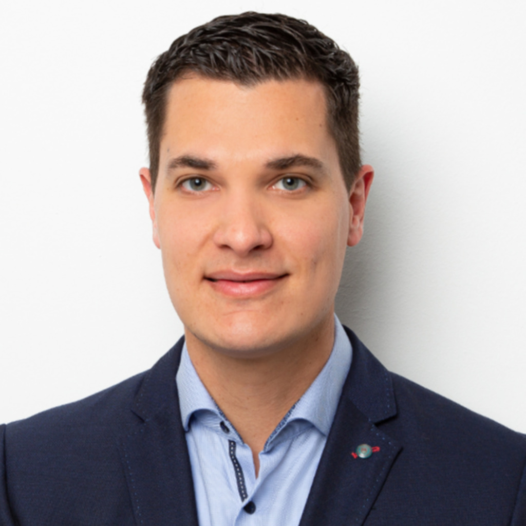 Simon Kraus - Head of Sample Shop Electric Traction Drive - ZF Group | XING