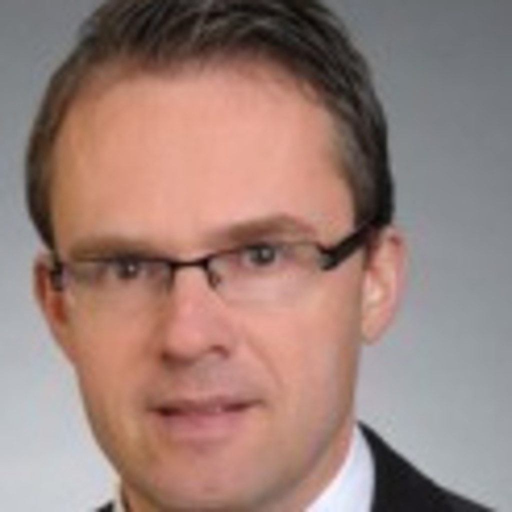 Richard Ott - Senior Business Risk Manager / Deputy Head P&WM Clients ...