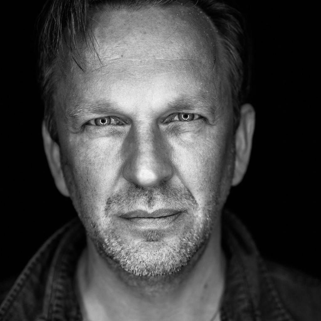 Brian Lorenzo - Künstler & Fotograf - Brian Lorenzo Artworks | XING