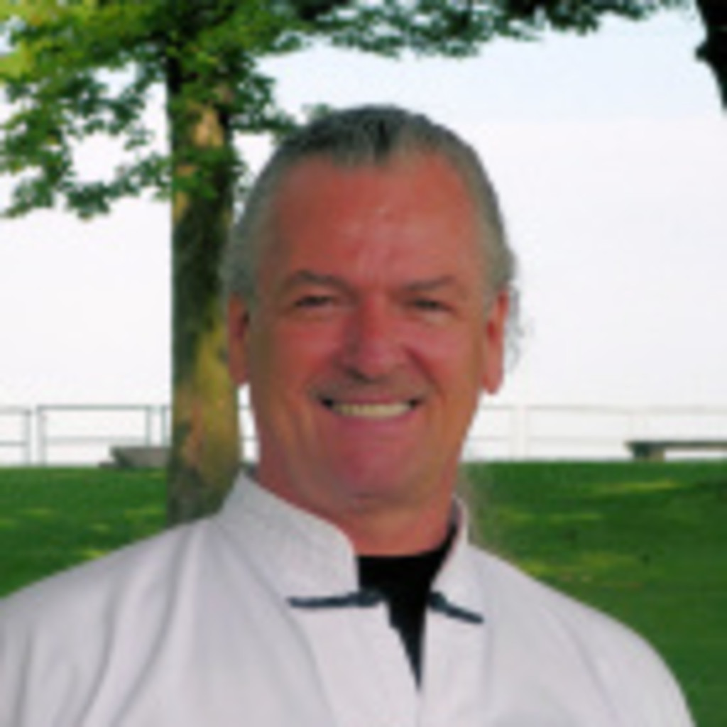 Willi Pfeiffer - Gründer und Leiter - Tai Chi und Qi Gong Schule, | XING
