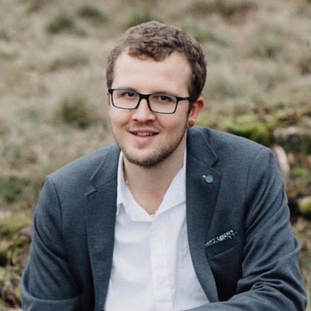 Max Brack - Projektleiter - KRAISS GmbH - stores · shops | XING