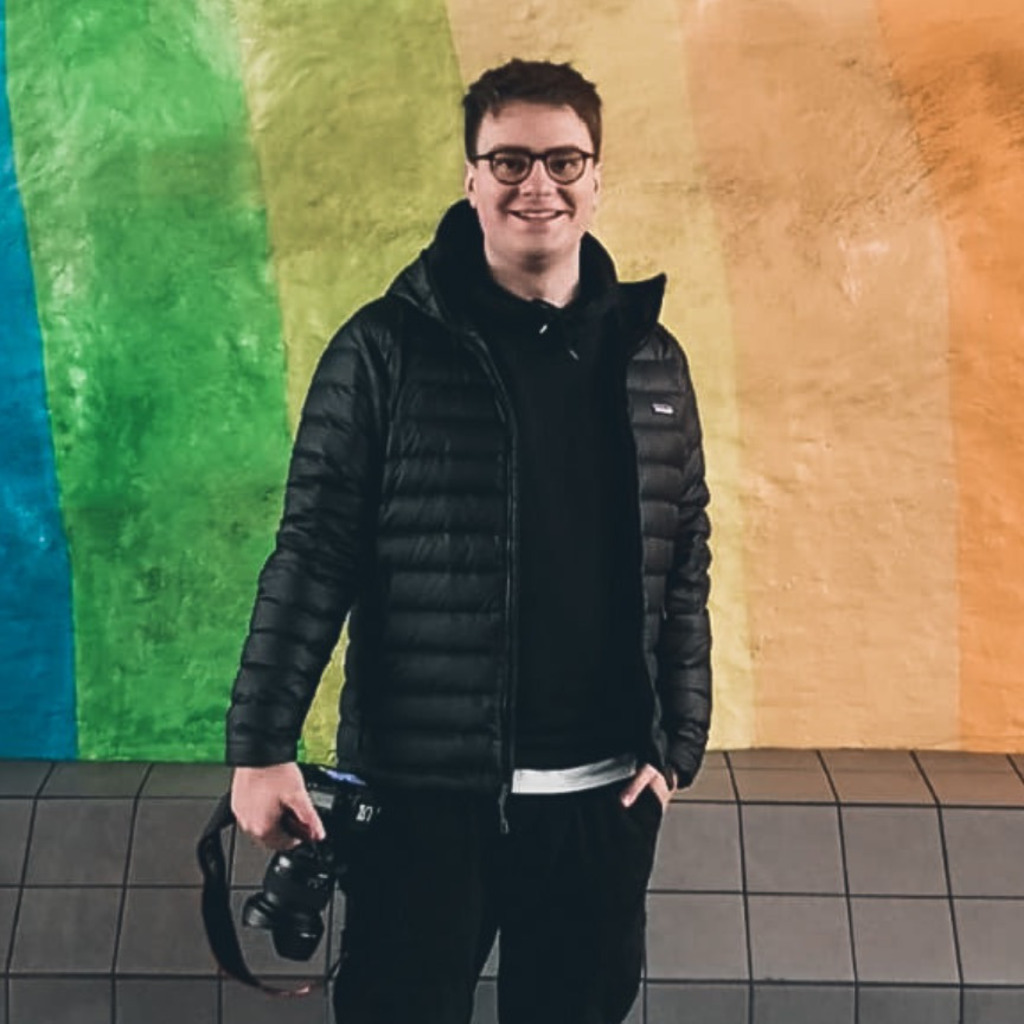 Nicholas Hellmann - Referent Unternehmenskommunikation - Deutsche Bahn AG / Konzernleitung | XING