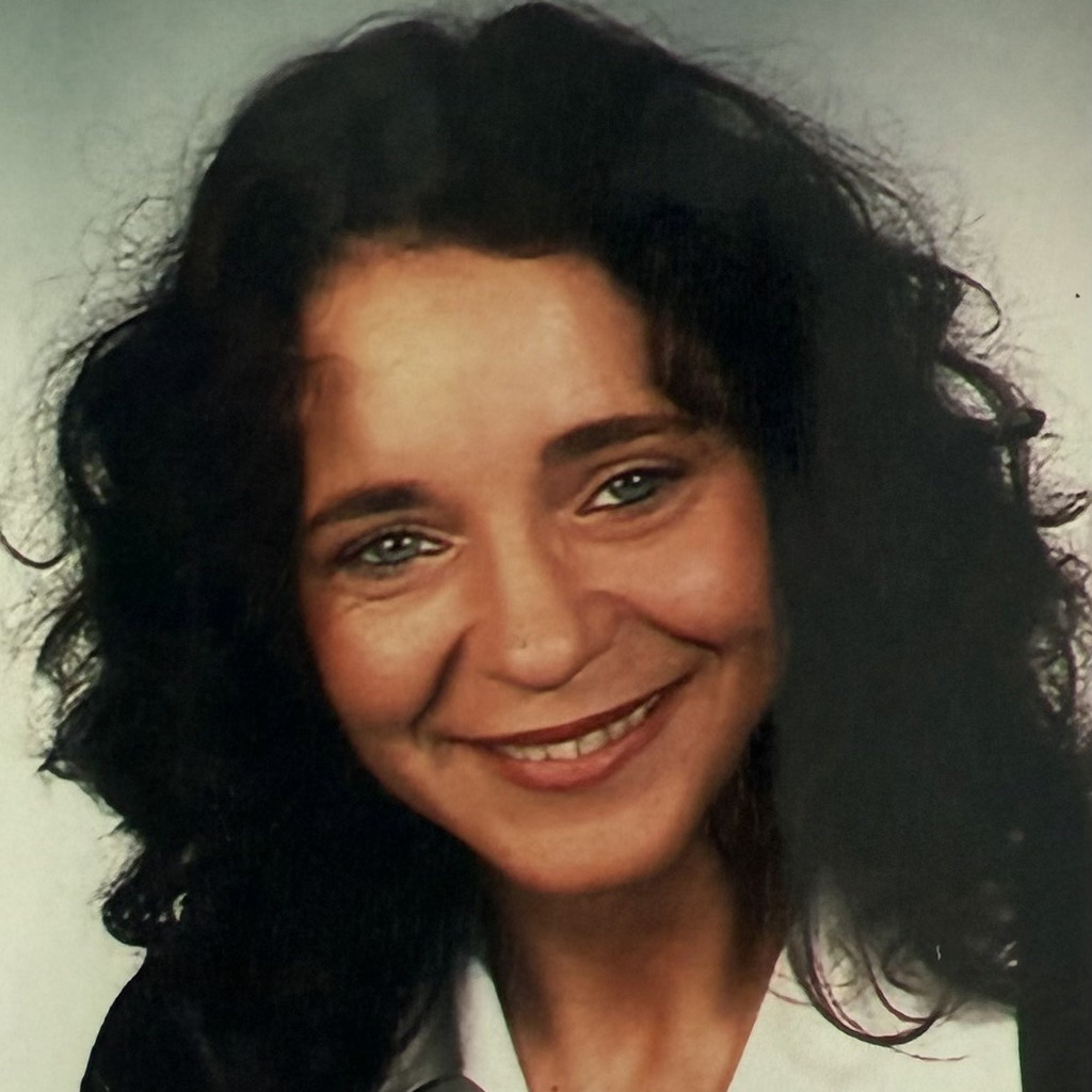 Gabriela Span - Verkäuferin - Roller GmbH & Co. KG | XING