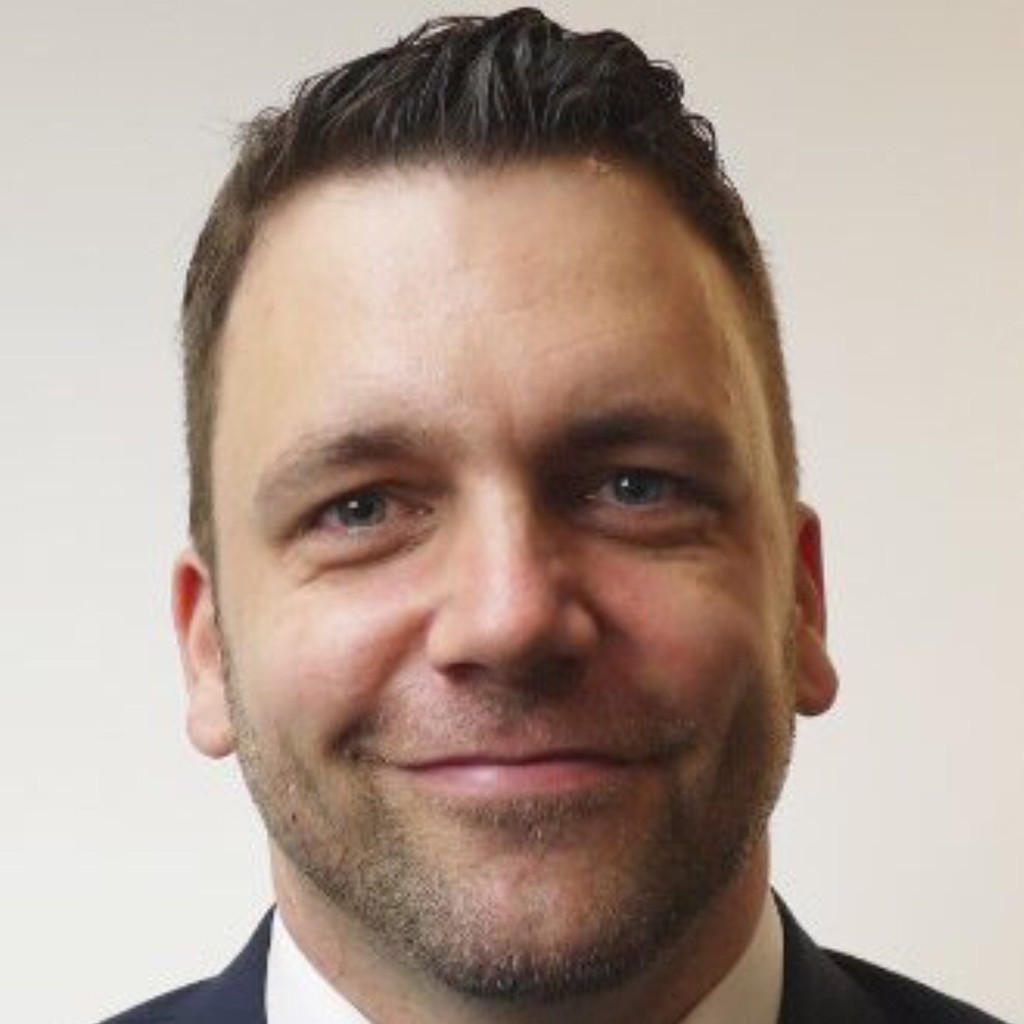 Dipl.-Ing. Johannes Grund - Project Director/Global Real Estate ...