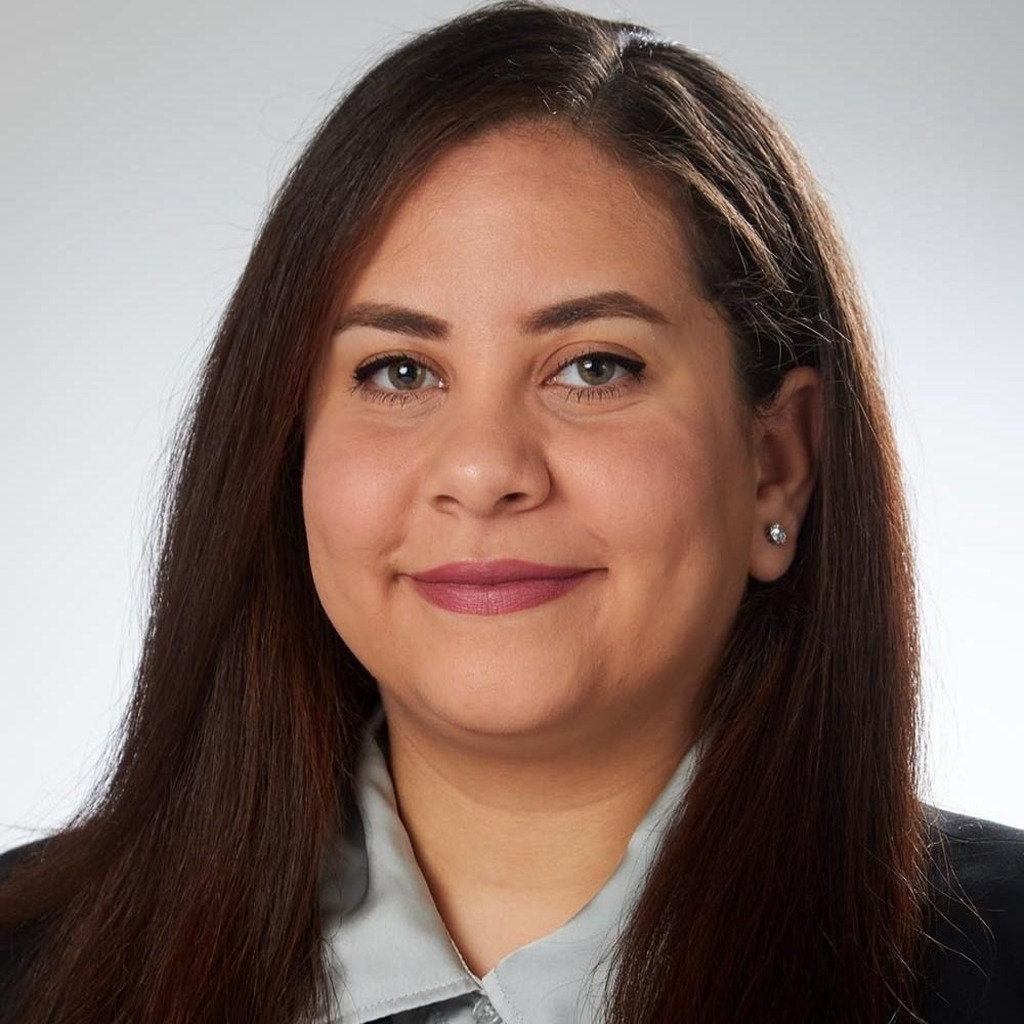 Hadeer Abdelhalim - Verkäuferin - Bijou Brigitte modische Accessoires AG | XING