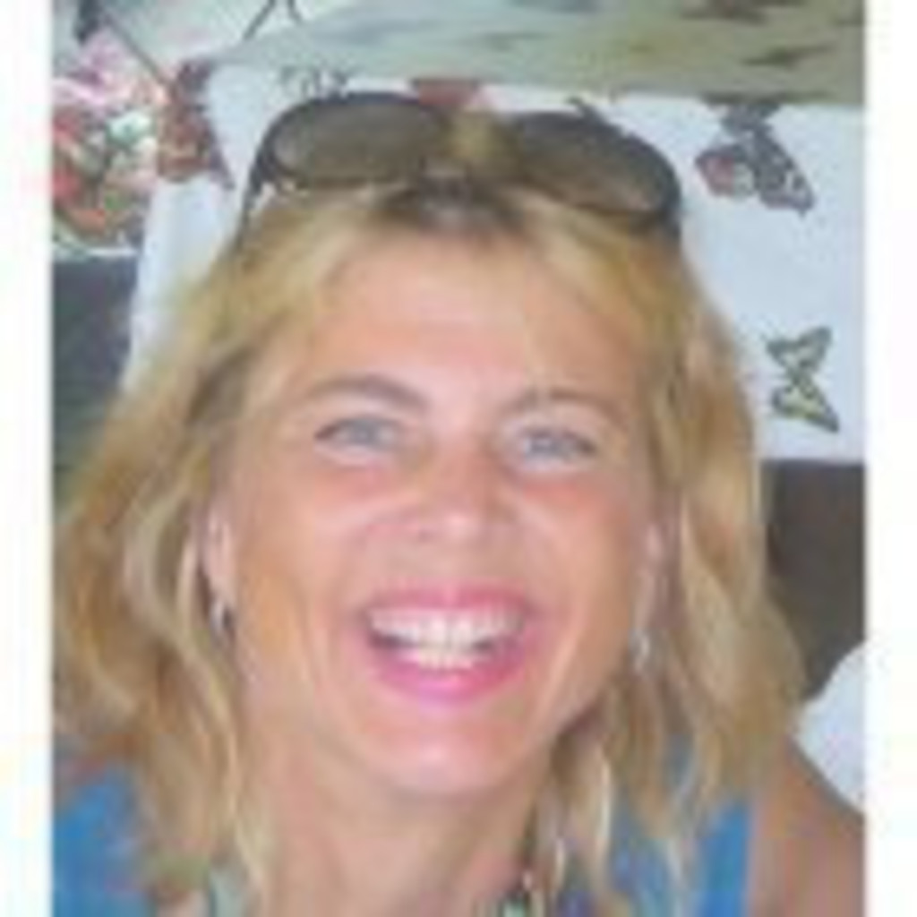 Suzanne Ott's Instagram, Twitter & Facebook on IDCrawl