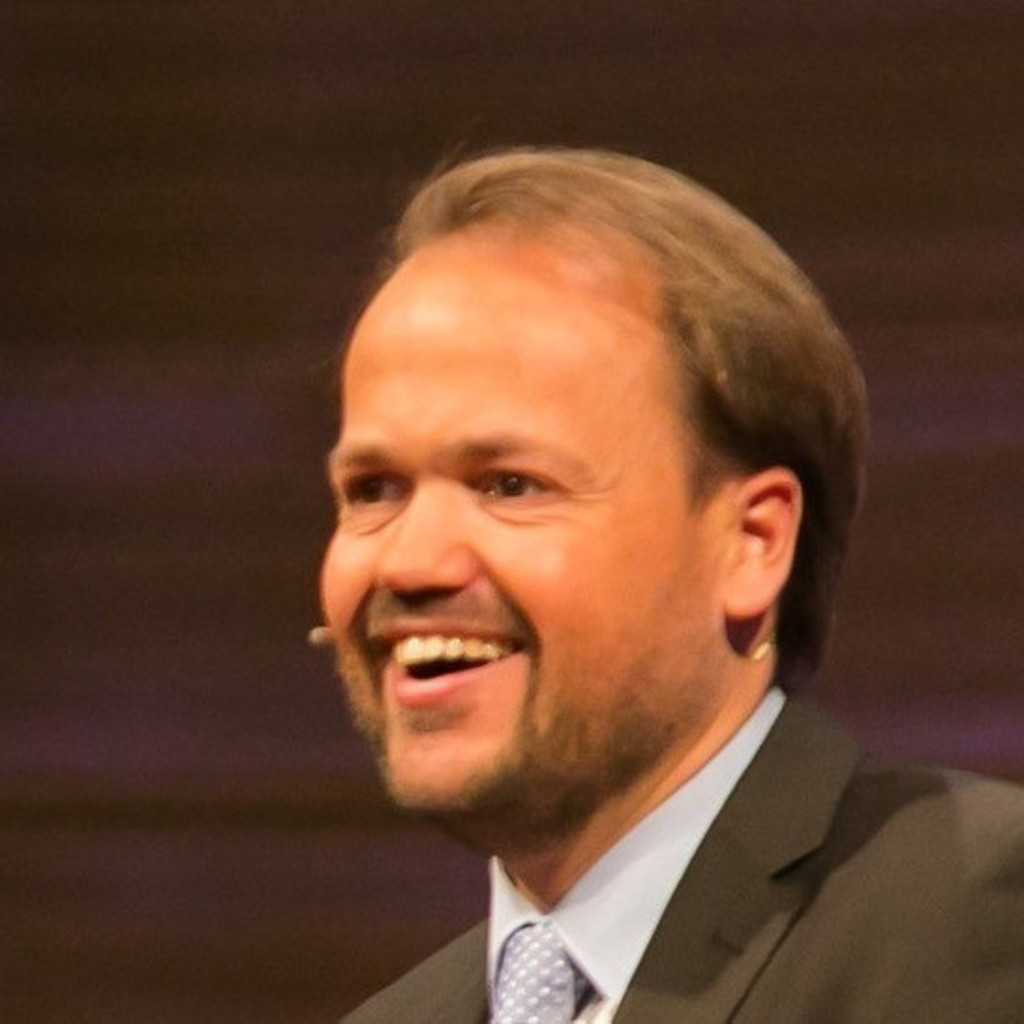 Michael Madel - Bereichsleiter Unternehmensentwicklung & Transformation ...