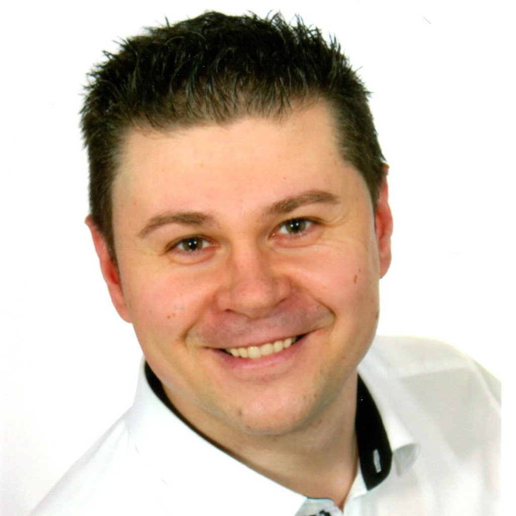 Dimitri Daniel - Küchenexperte Direktvertrieb Süd - Höffner ...