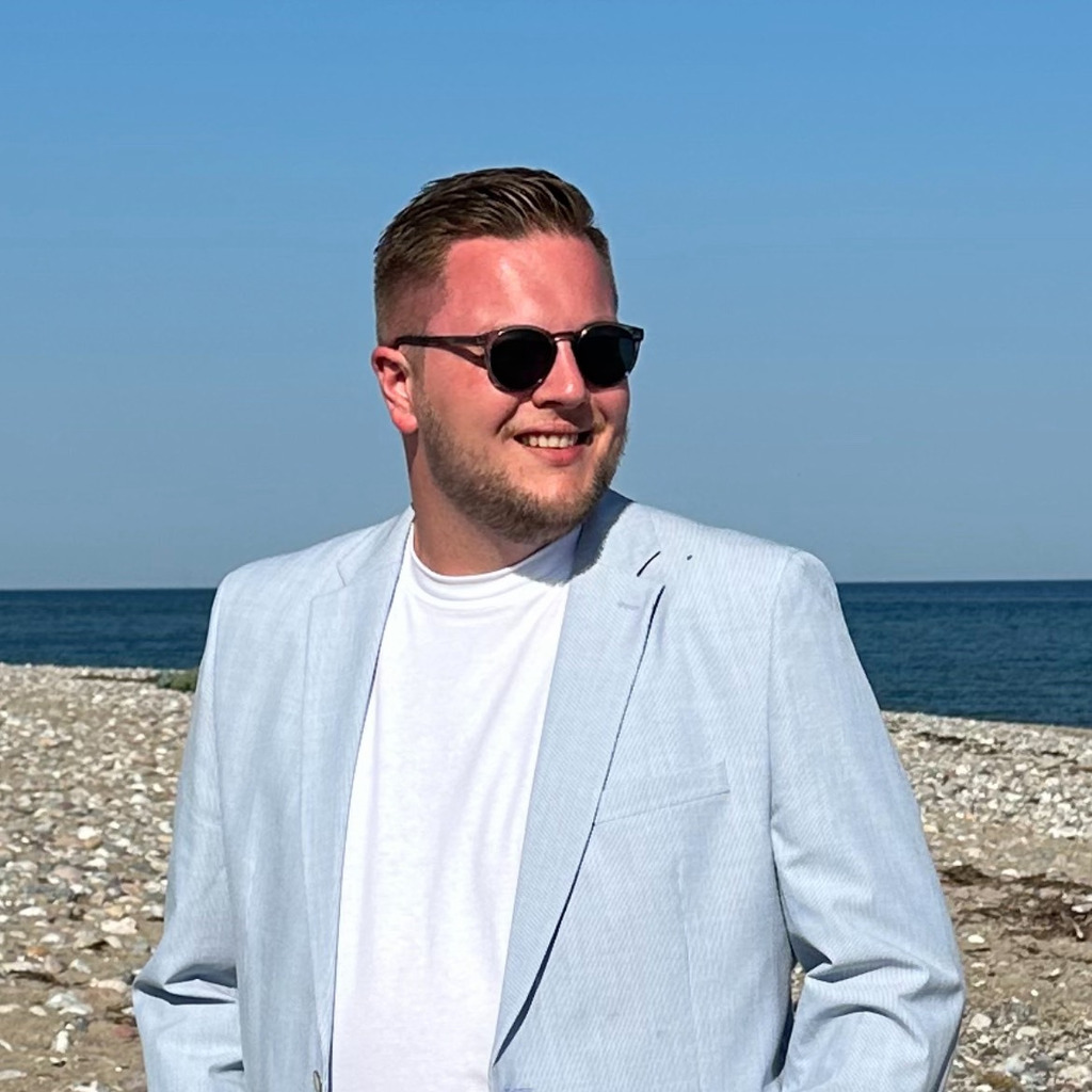 Tim Voell - Flugdisponent - ReisenAKTUELL.COM | XING