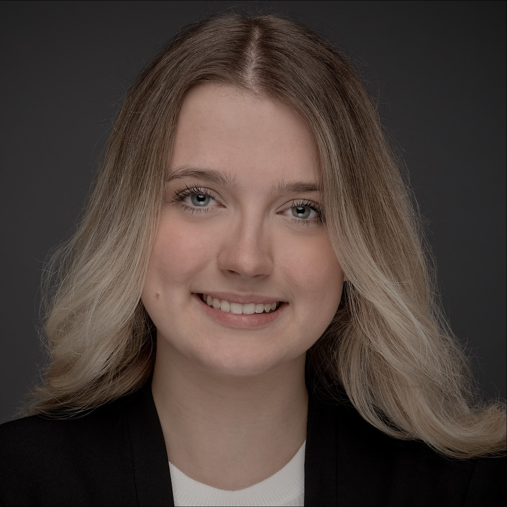 Frederike Barbara Hecht - Marketing Management - IUBH Internationale ...