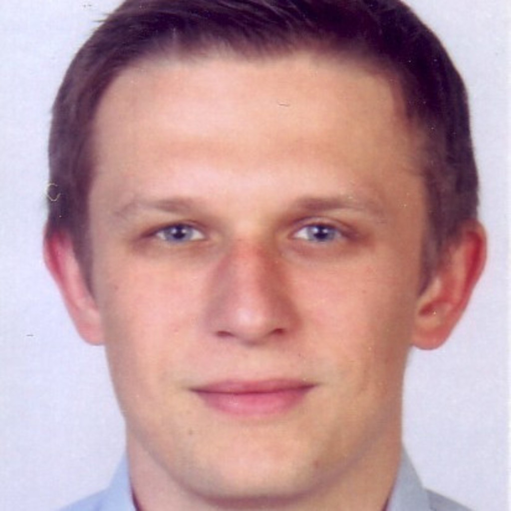 Adam Nowakowski - Entwicklungsingenieur Lenksysteme - Volkswagen AG | XING