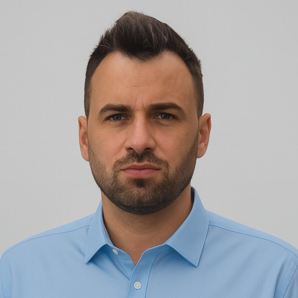 Marco Petrov - Finanzbuchhalter - Cortado Holding AG | XING