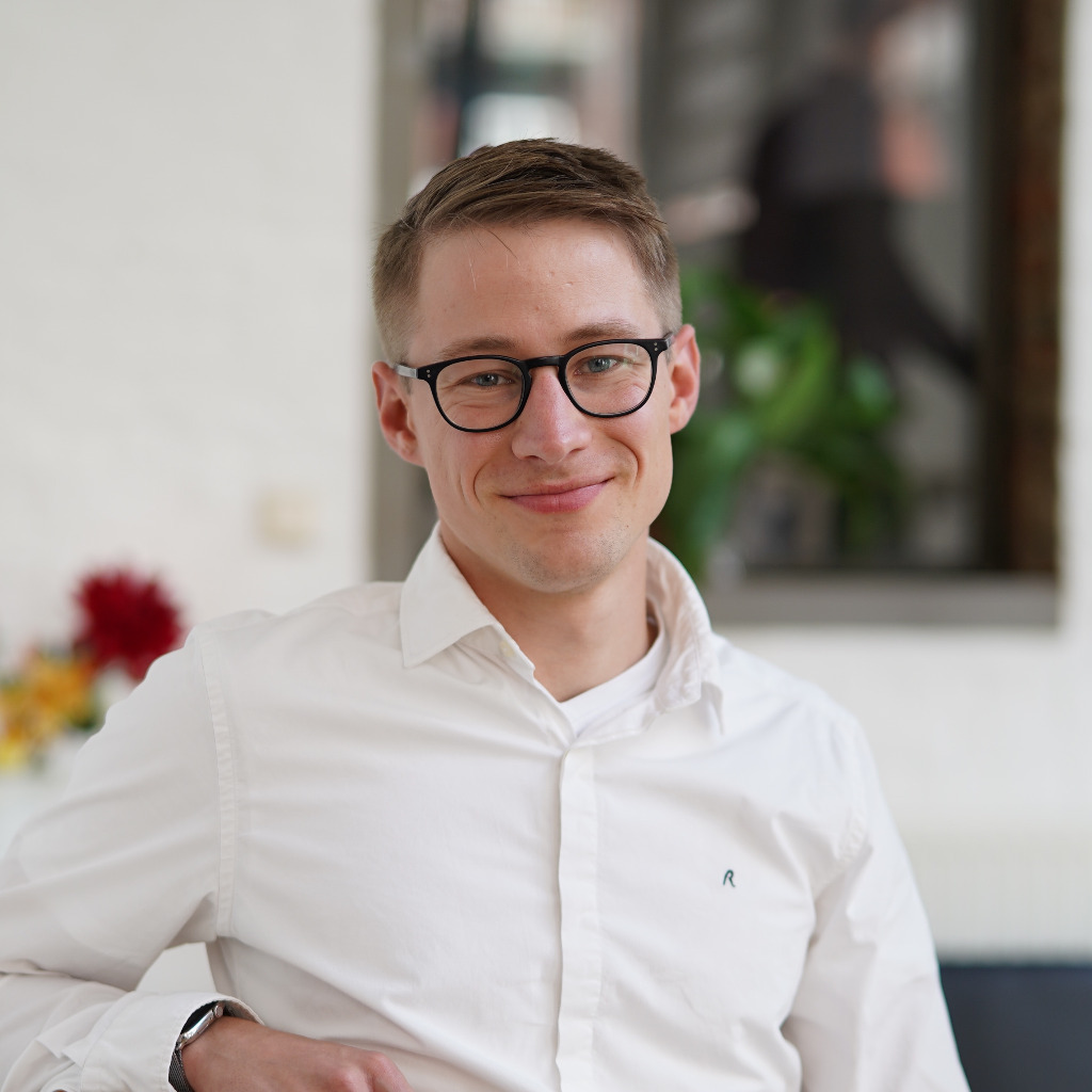 Arthur Eckert - Senior Project Manager - P&M Agentur Software + Consulting | XING