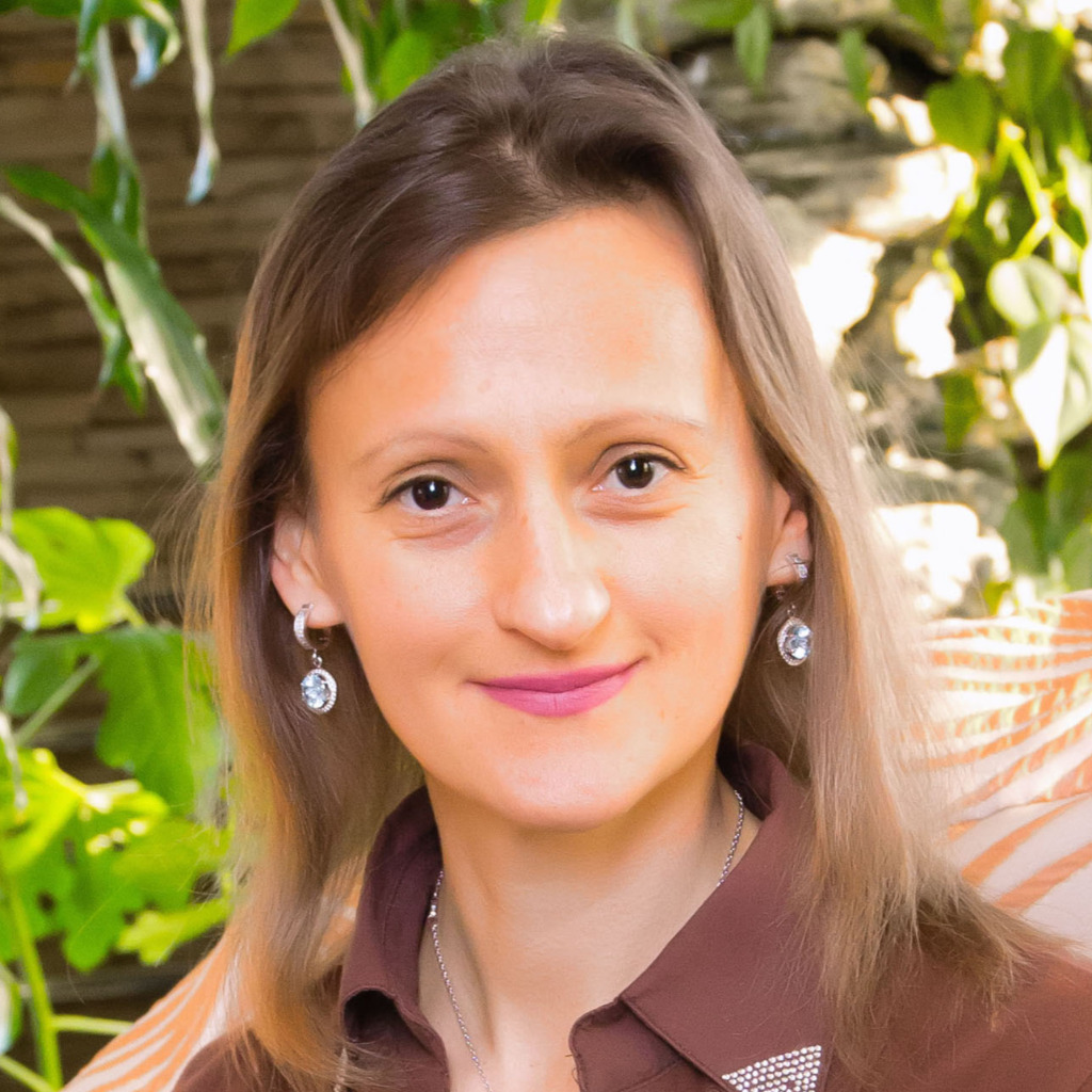 Dr. Vera Adamenko - CEO / Owner - LuckyWare Pro | XING