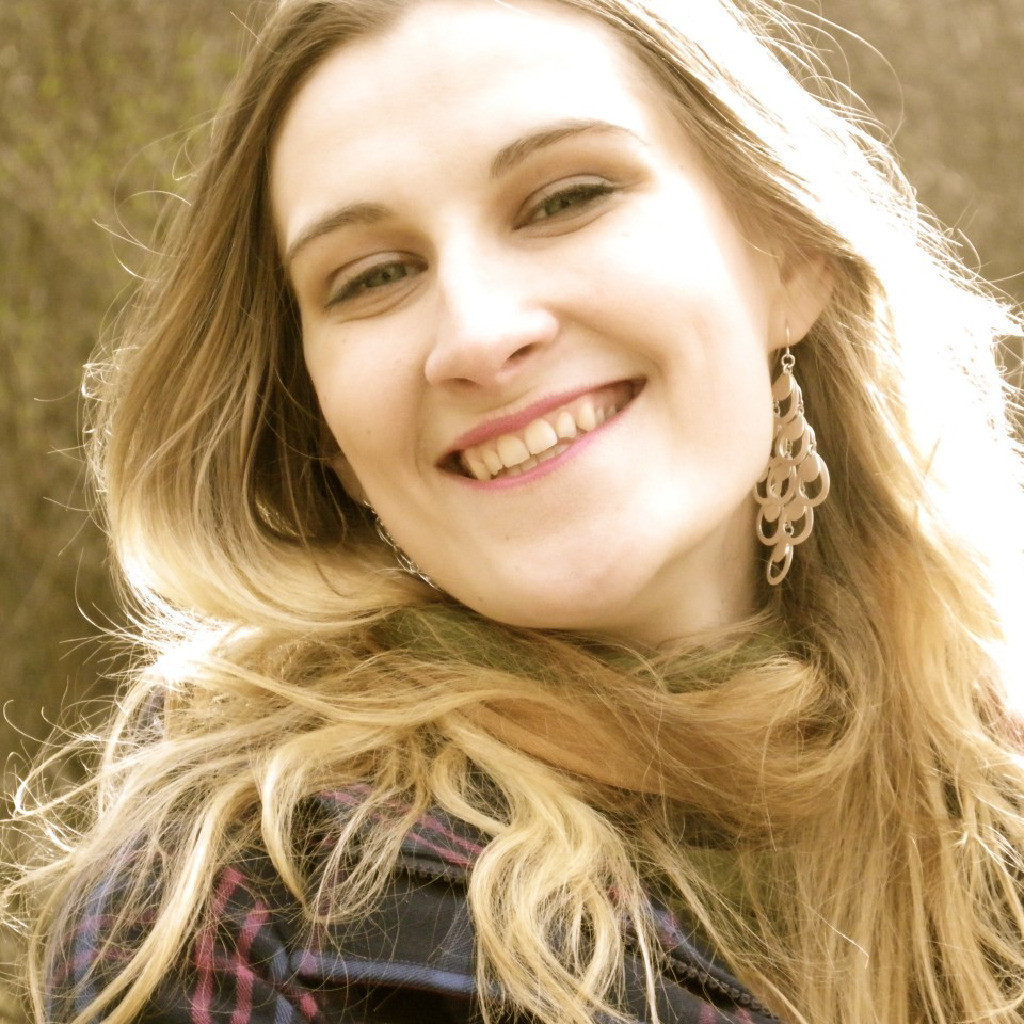 Anna Stepanova - Künstlerin - Theaterpädagogik/Leiterin von ...