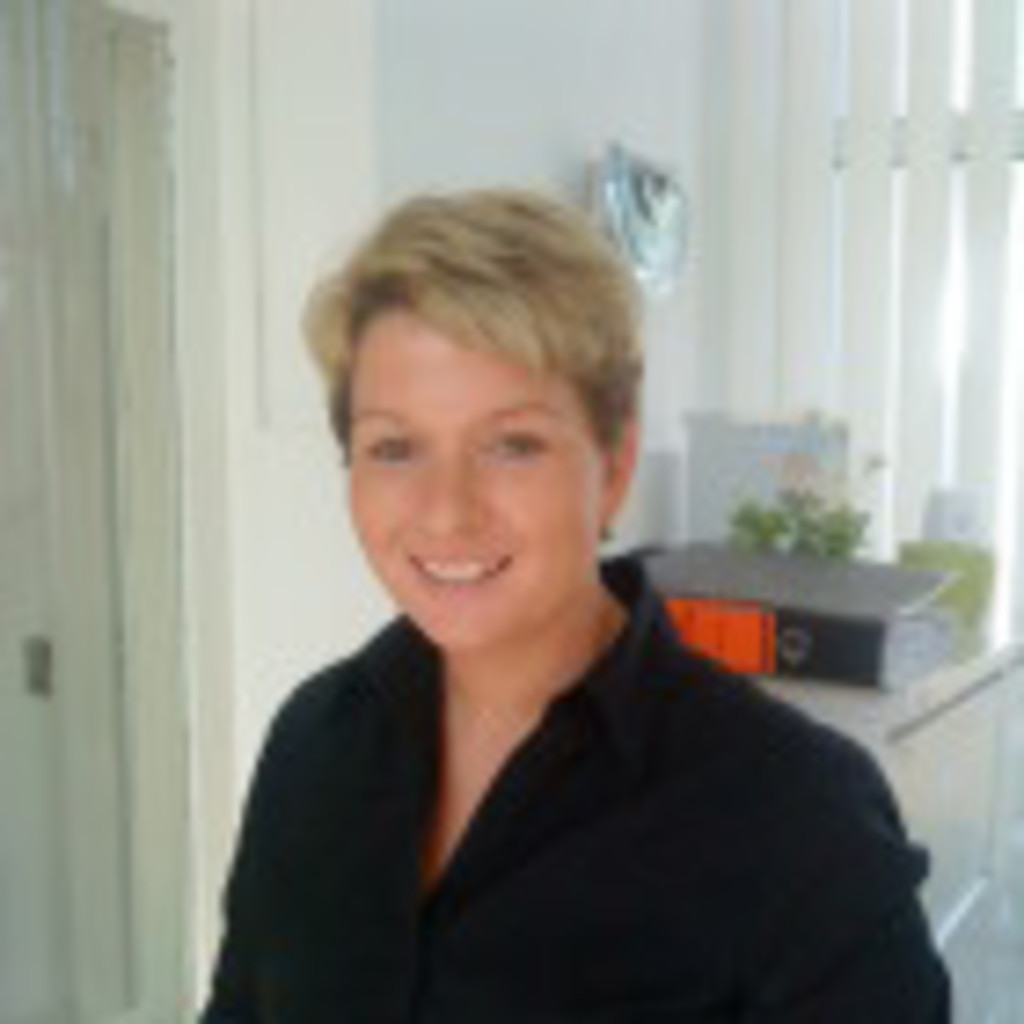 Kathleen Knetsch - Spanndeckenfachverlegerin - Raumdecken Design ...