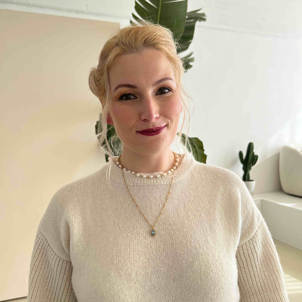 Simone Martin - Verwaltung/Personal - Energiekontor AG Bremen | XING