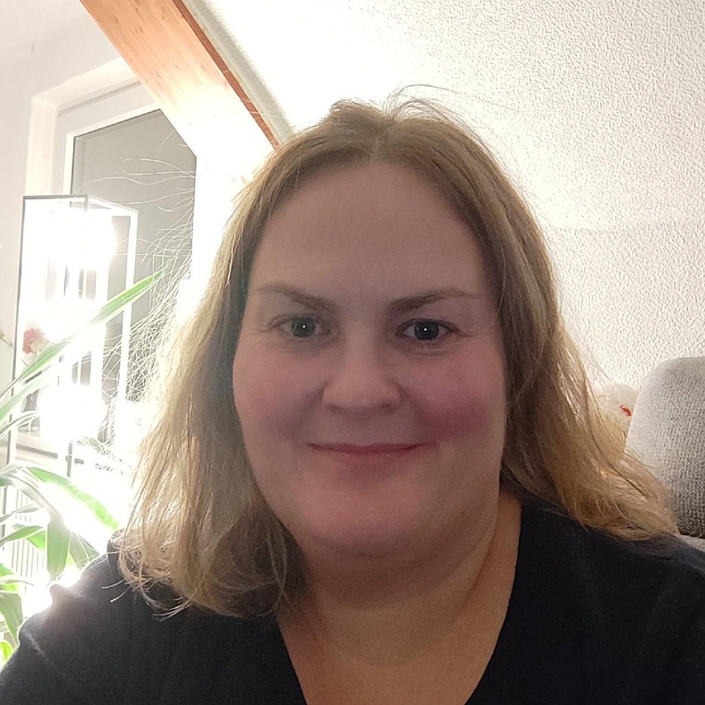 Astrid Kaiser - Export Sachbearbeiterin - NHU EUROPE GmbH | XING