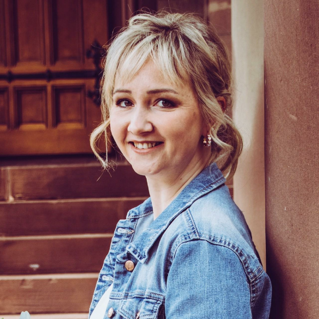 Miriam Frietsch - Technische Produktdesignerin - KASTO Maschinenbau ...