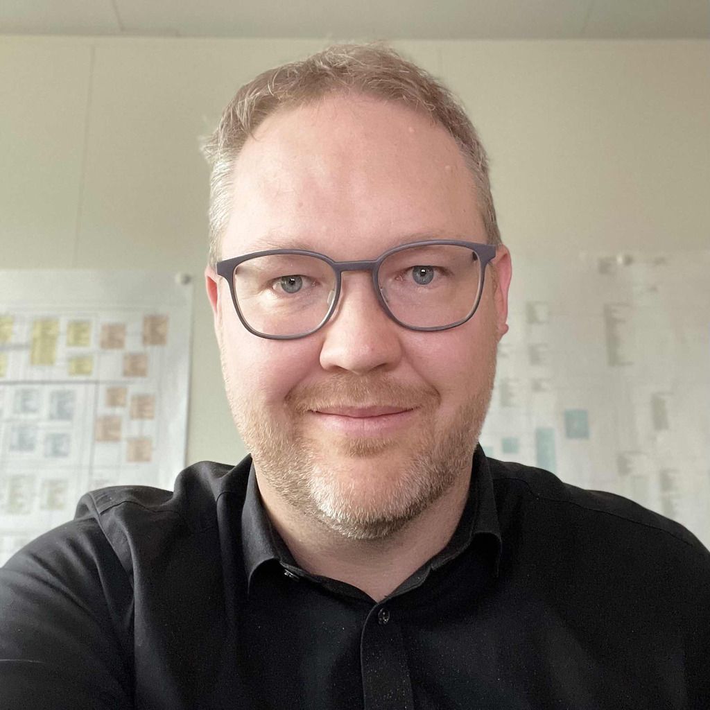 Lukas Badertscher - Senior Java Software Engineer - AXA Schweiz | XING