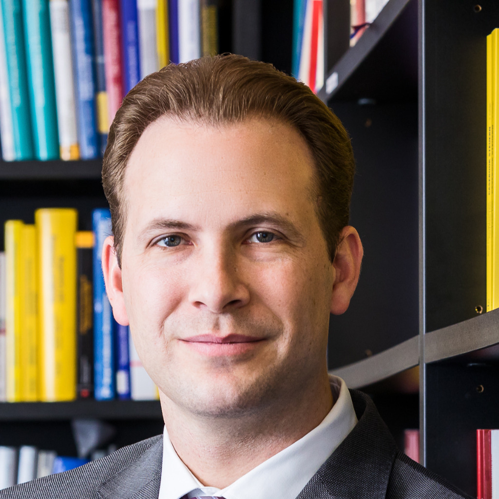 Mag. Stephan Schlager - Geschäftsführer - Prof. Dr. Josef Schlager ...