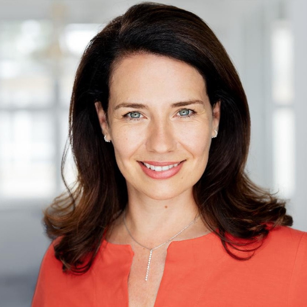 Julia Stechmesser - Business Development Manager (Nord/Ost) - Colosseum ...