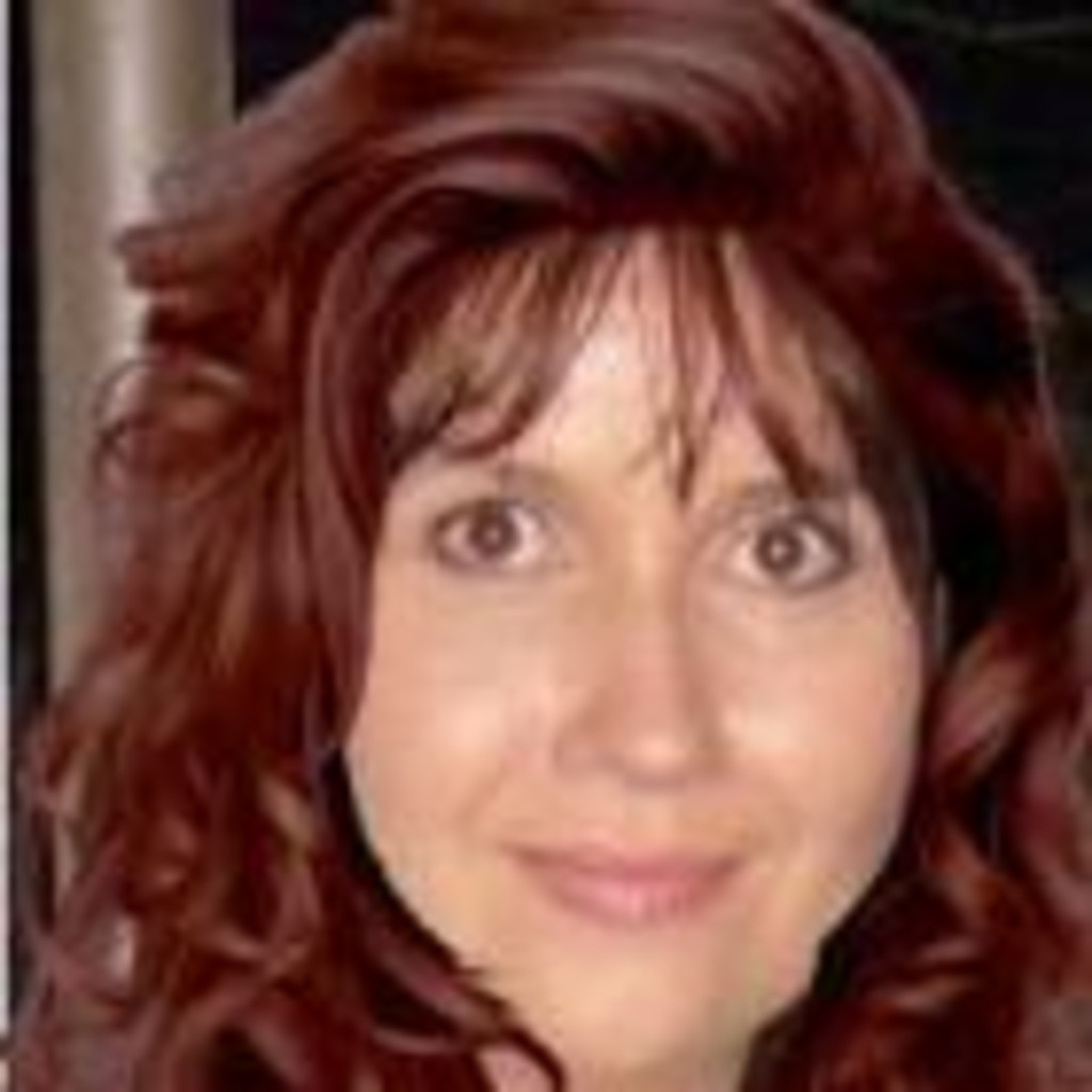 Jen Adams's Instagram, Twitter & Facebook on IDCrawl