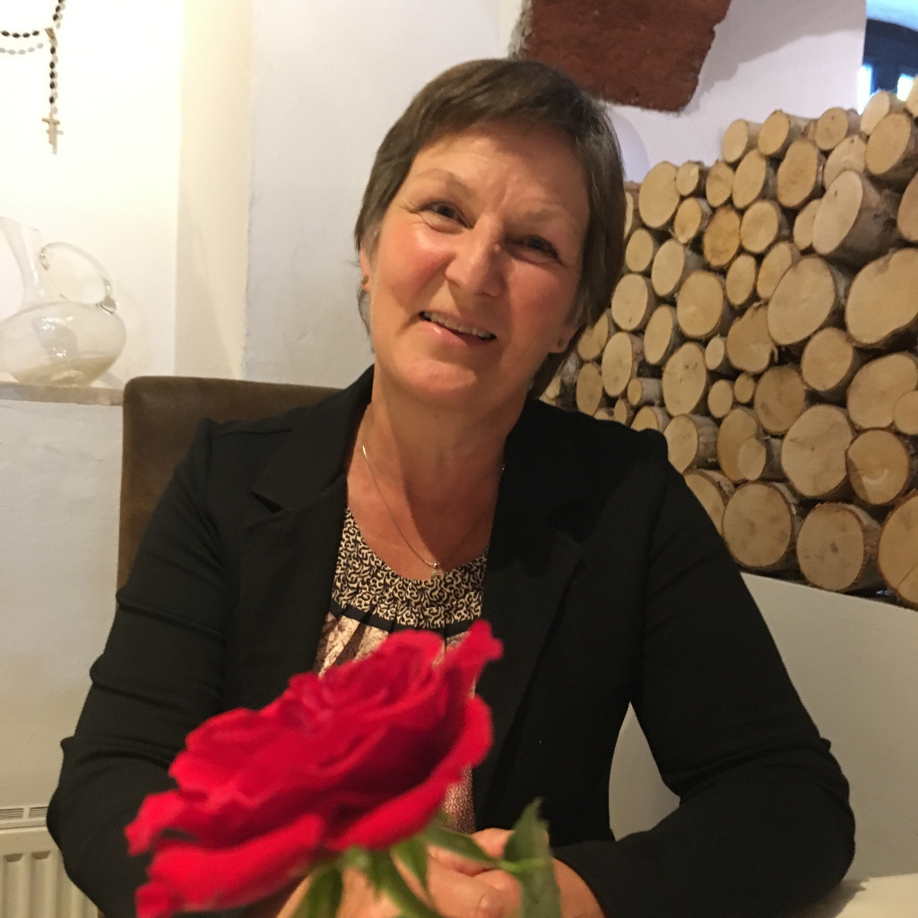 Maria Beer - Inhaberin - Beer Bus Tours & Travel Planning | XING