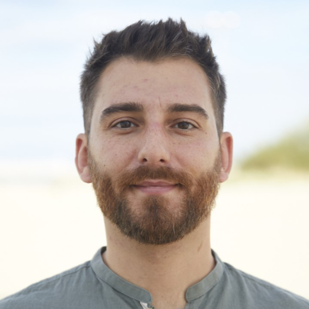 Andrea Bruni: Ausbildung und Berufserfahrung | XING