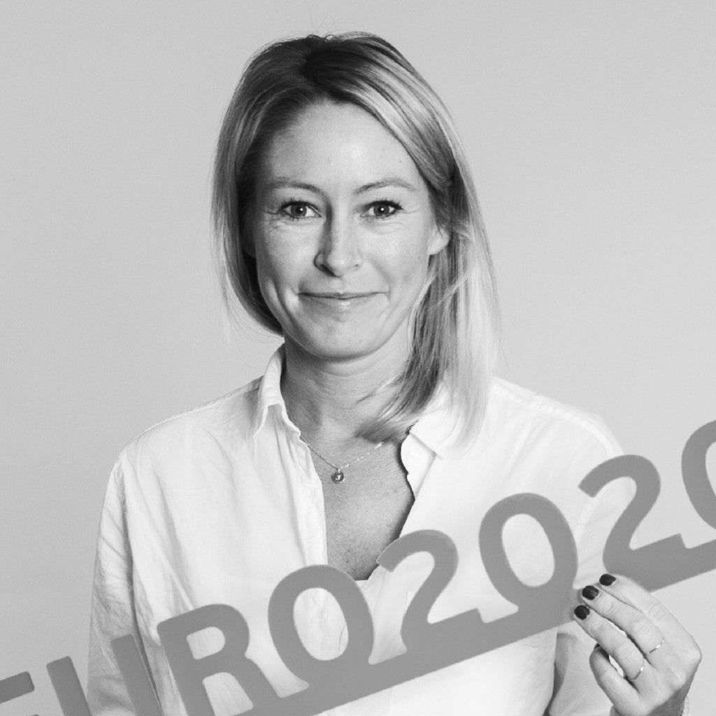 Julia Schubert - EURO2020 Projektmanagement - DFB - Deutscher Fußball ...