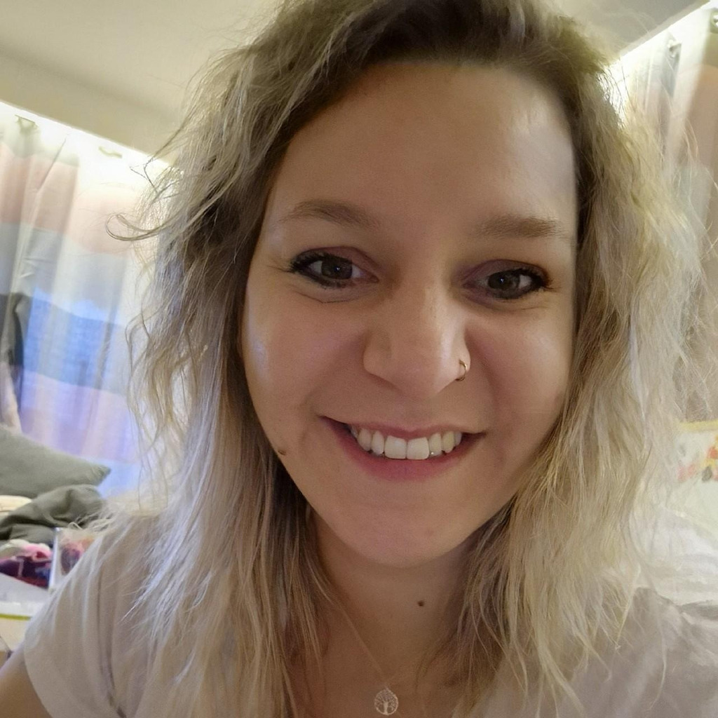 Beatrice Nesimi - Pflegedienstleiter - HOMECARE - die Alltagshelfer | XING