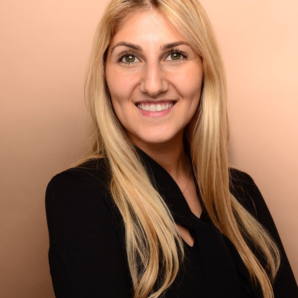 Huri Guerel - Filialleiterin - Apollo-Optik | XING