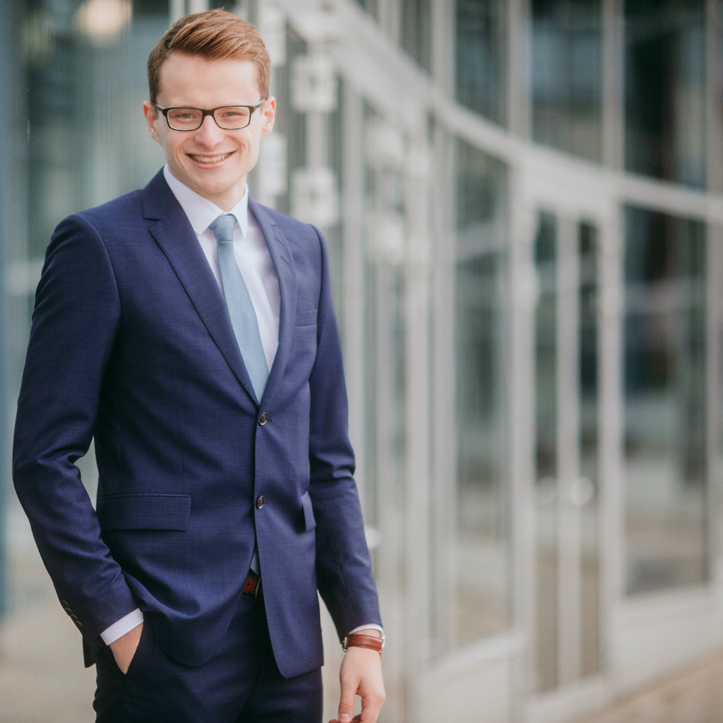 Andre Niemann - Werkstudent im Audit - PwC Deutschland | XING
