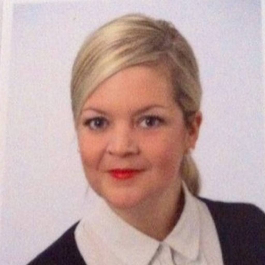 Tina Görgen - Lounge Agent - Emirates Airlines | XING