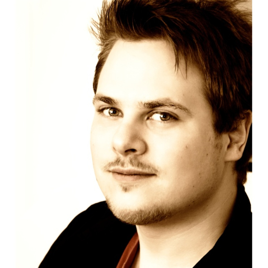 René Dawn-Claude - Freischaffender Künstler - Sprecher & Schauspieler ...