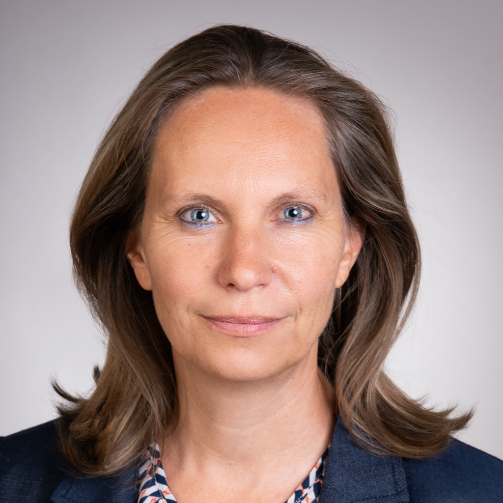 Marion Hartmann - Governance Organisation und IT - LBS ...