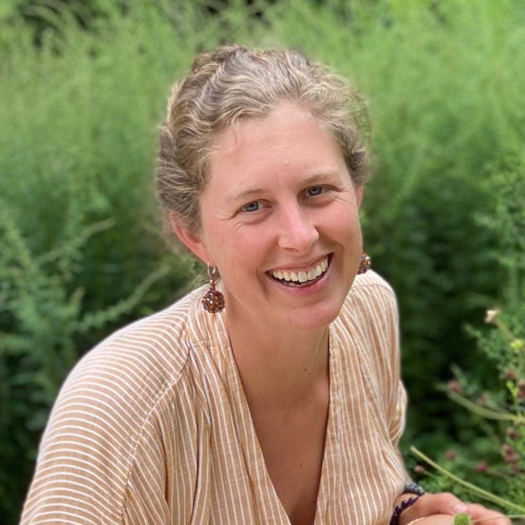 Sabrina Giessler - Nebenberufliche Yogalehrerin - Yogaflow | XING