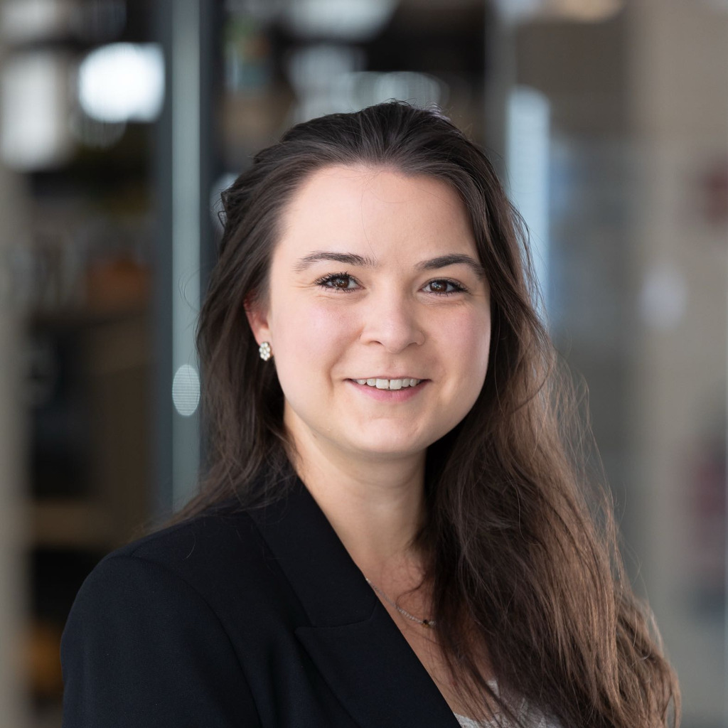 Nina Schneider - Referentin HR-Controlling - gkv informatik | XING