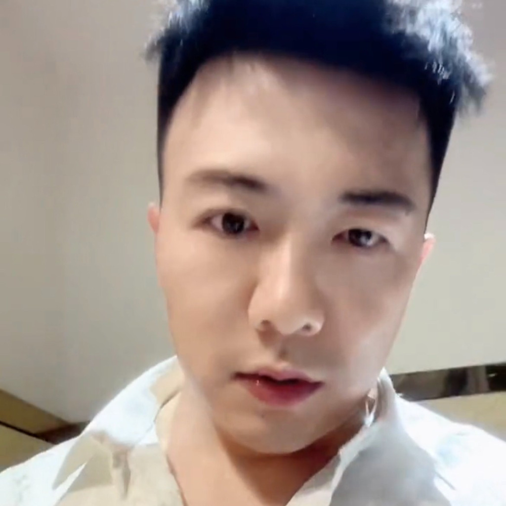 shijie liu - President and CEO - 自己 | XING