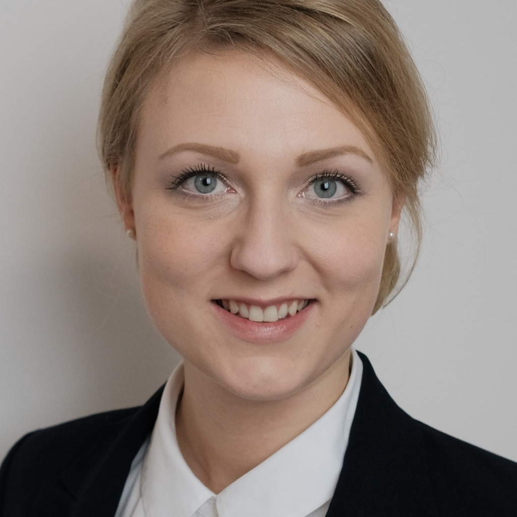 Jana Würl - Projekt Allianz Customer Model Claims - Allianz Deutschland ...