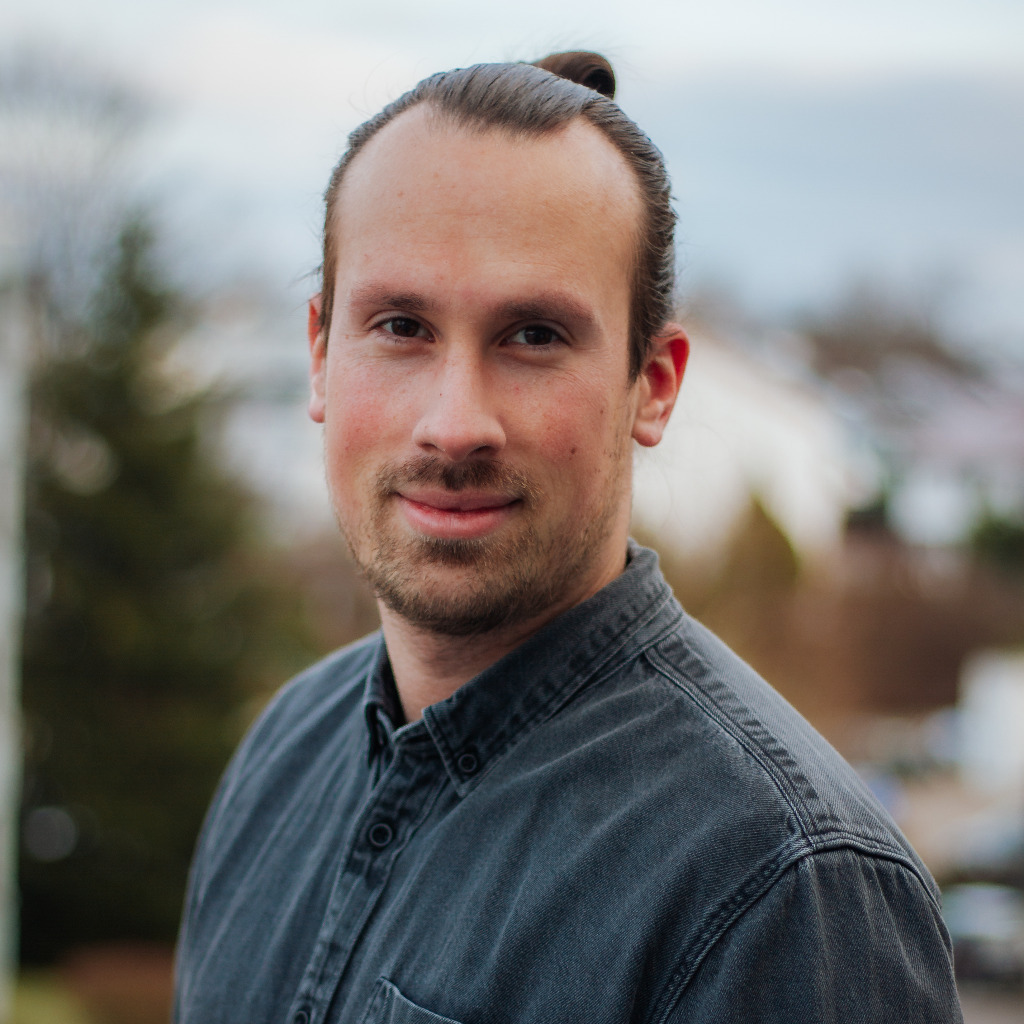 Patrick Jakucs - Produktmanager Internationale Handelsware- und PR ...